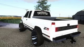 Chevy Z71 15 Year old toot rig edit by Forged v 1.0 - FS 19